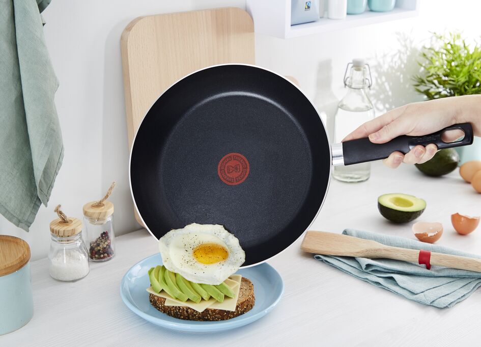 Poêle 30cm Simplicity : Cuisine Facile & Élégante - Promia